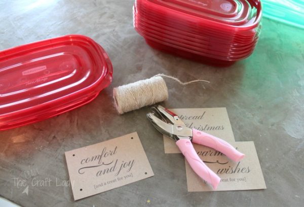 Holiday Treat Labels - Share the Holiday - The Crazy Craft Lady