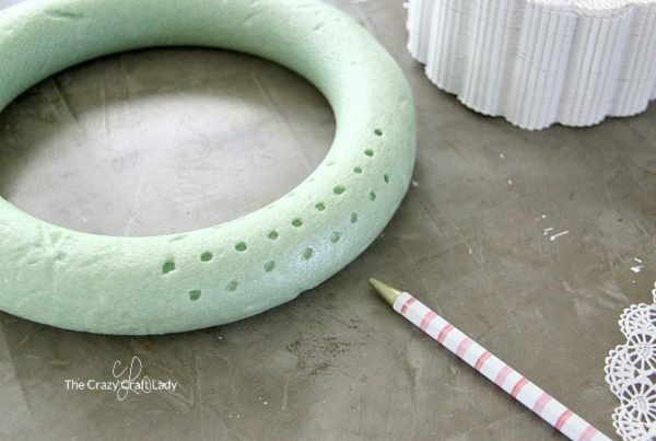 Simple Paper Craft - How to Make a Doily Wreath - The Crazy Craft Lady