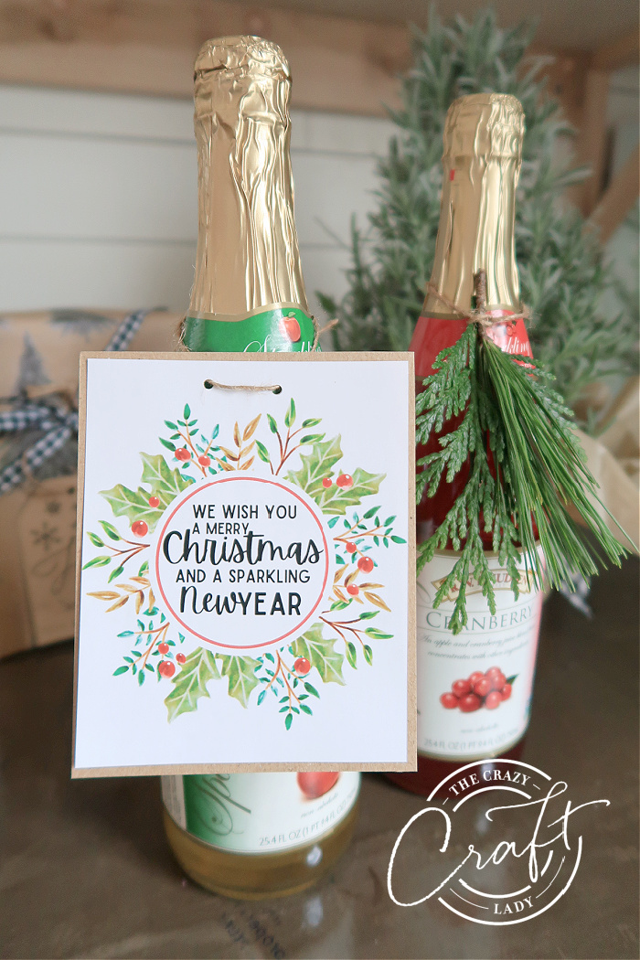 Free Christmas Wine Labels for Bottles - 8 Printables - The Crazy Craft ...