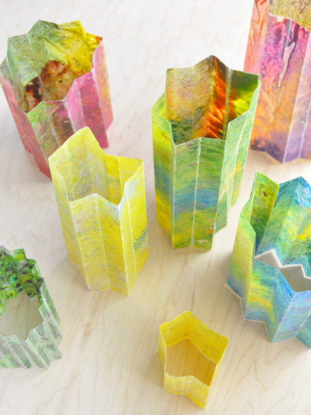 Clever Ways to Use Broken Crayons - Colorful Upcycle Crafts - The Crazy ...