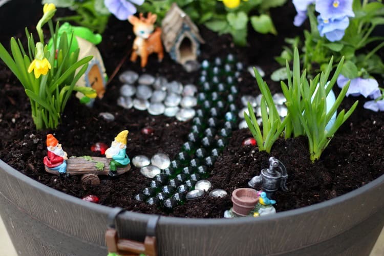 Dollar Tree Garden Aisle Crafts: 22 Creative DIY Ideas for Budget ...